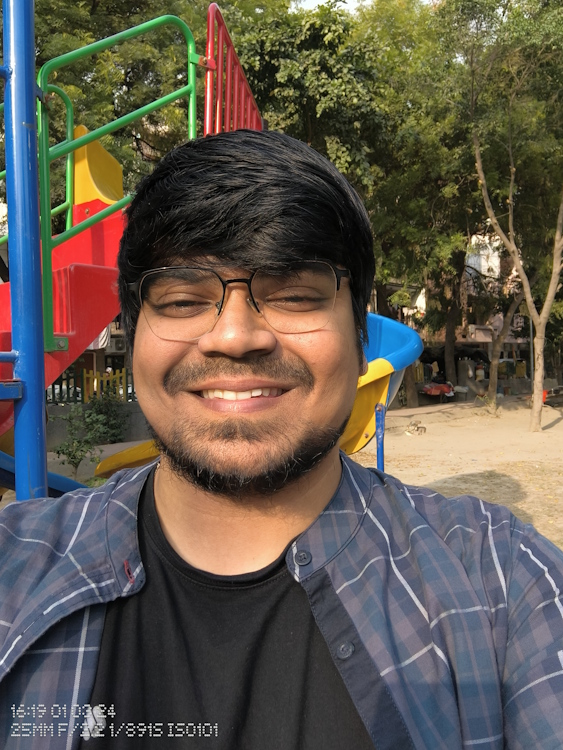 Nothing Phone (2a) Review: Lights, Camera, and a Banging Price | Beebom