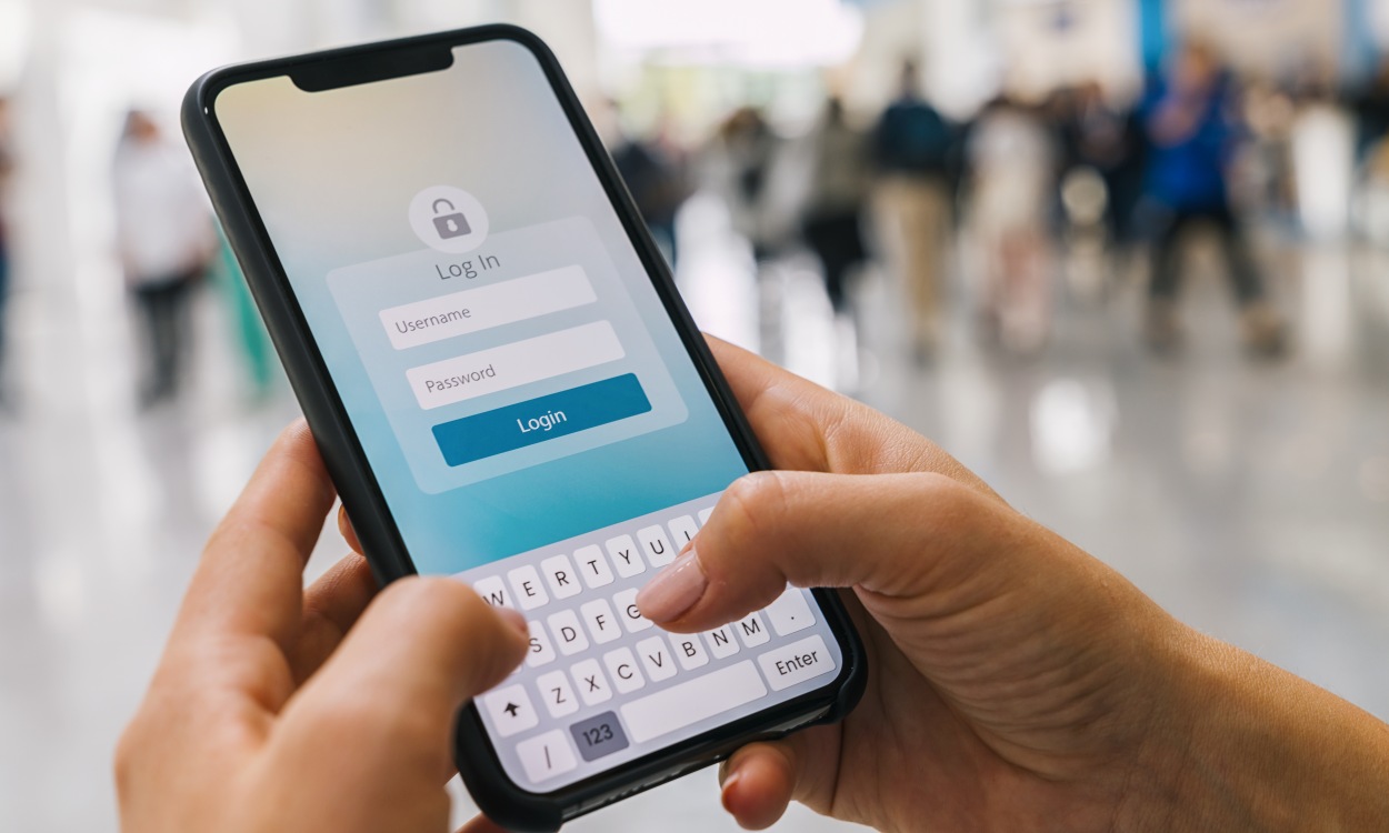 6 Signs to Know If Your Phone Is Hacked | Beebom