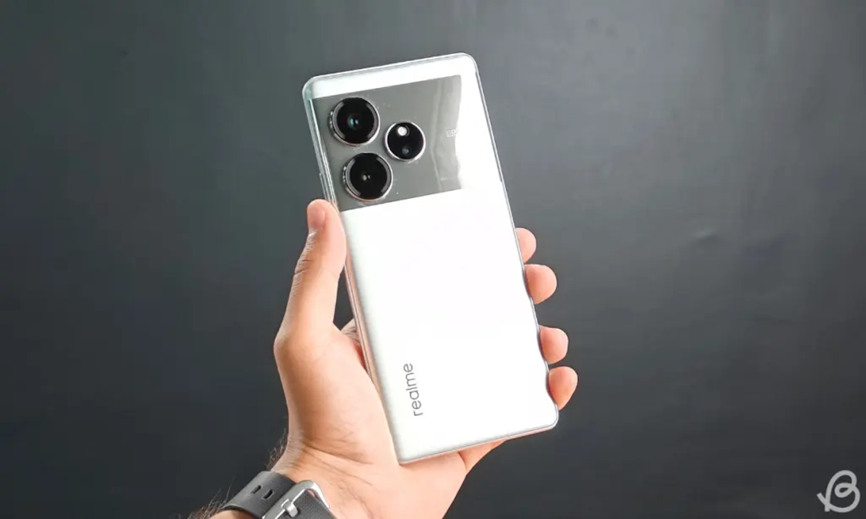 List of Android 15 Compatible Devices | Beebom