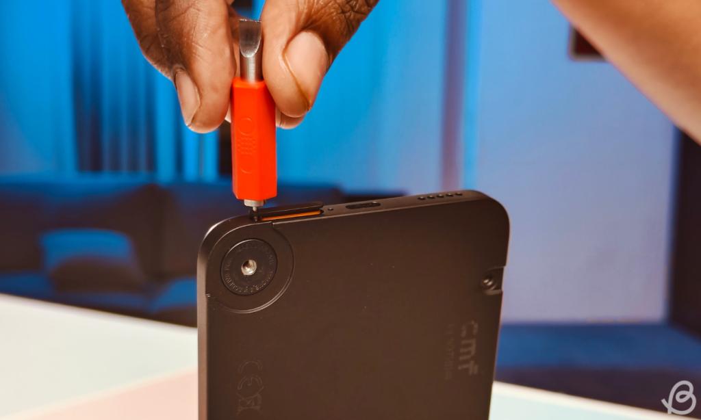 How to Open and Change CMF Phone 1 Back Cover | Beebom