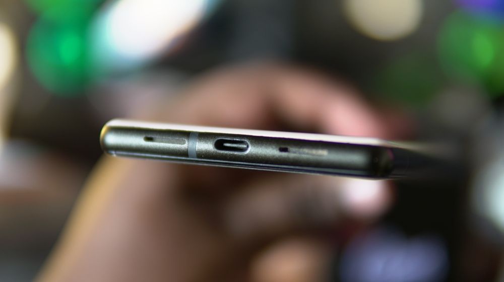 How to Mirror Your Android Phone to Your TV | Beebom