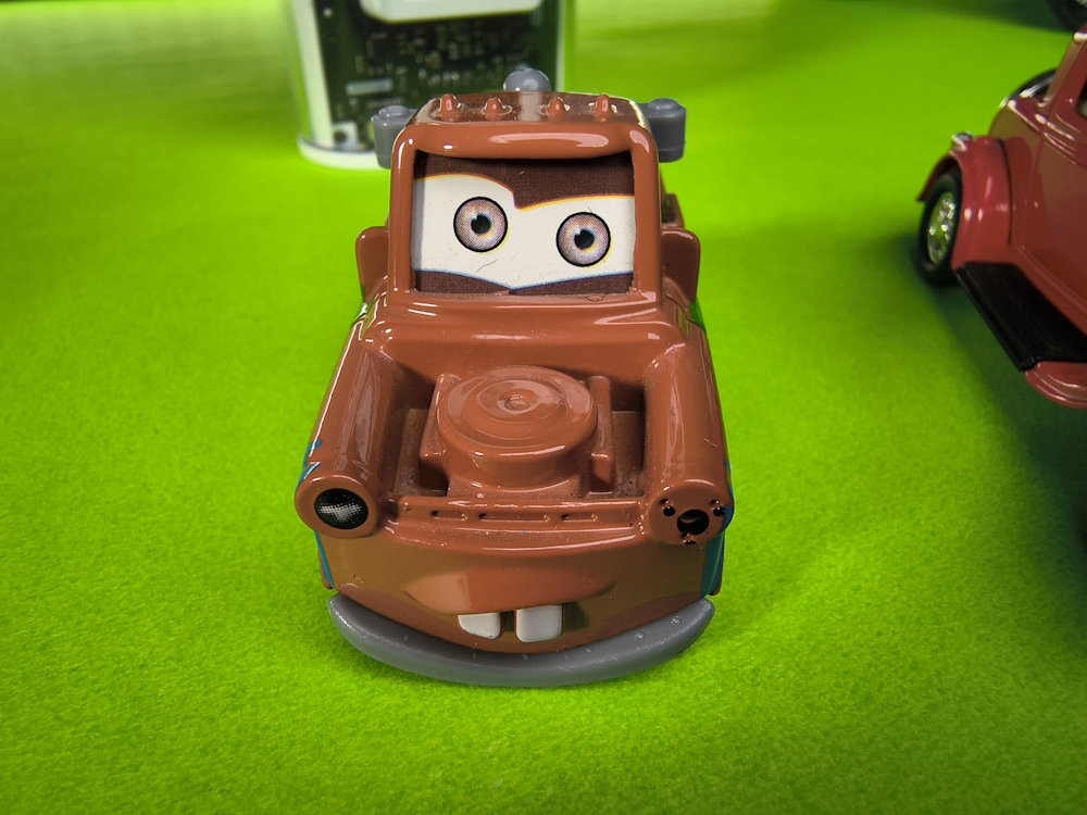 Motorola Razr 50 First Impressions: A Nice Flipping Upgrade | Beebom