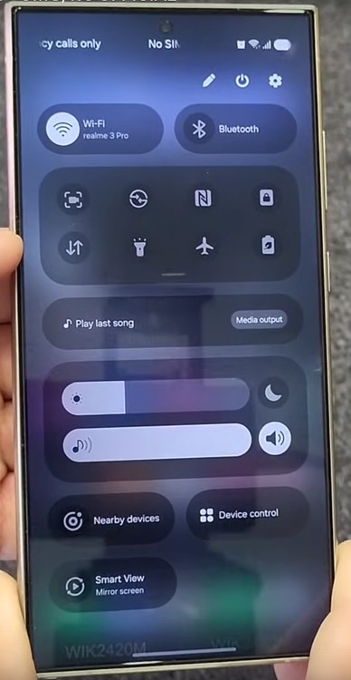One UI 7 Hands-on Video Gives Us a Closer Look at All-New Features | Beebom