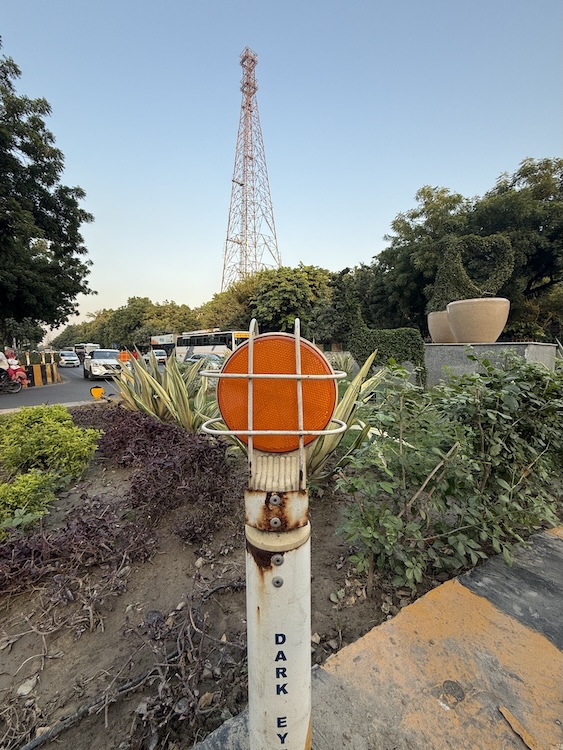 Unbiased iPhone 16 Pro Max Review: - Coolvalstories.com