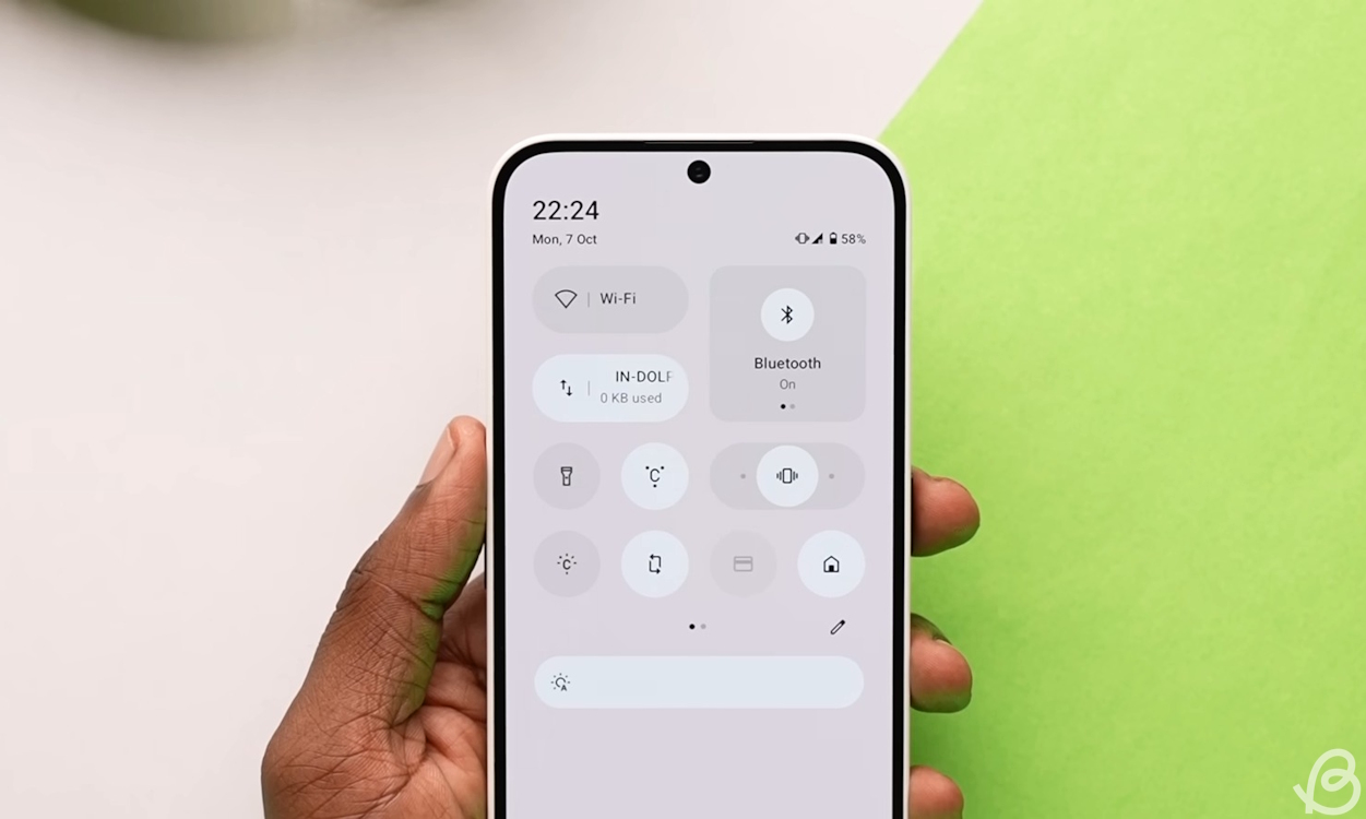 Nothing OS 3.0 Stable Rollout Begins for Phone (2) and (2a) | Beebom