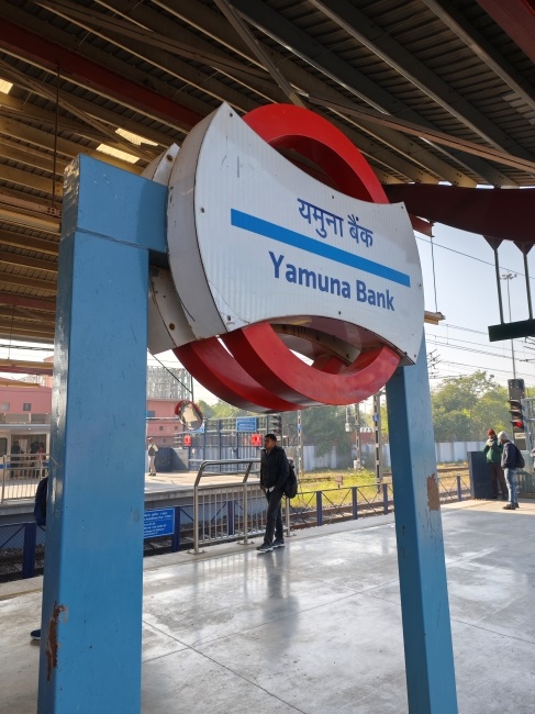 Redmi K80 Impressions: This Phone Means Business | Beebom