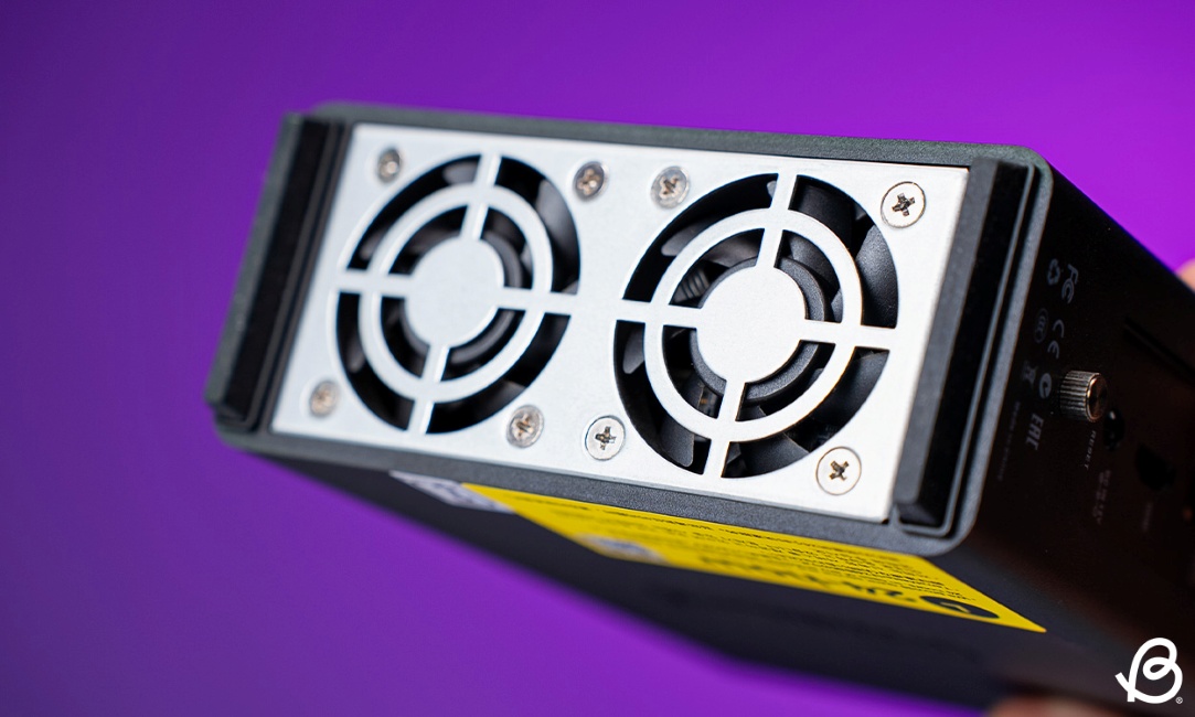 TerraMaster F8 SSD Plus Review: A Blazing-Fast NAS Storage | Beebom